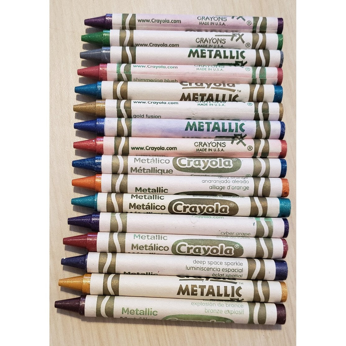 Crayola 16 METALLIC CRAYONS – Star Light Kuwait