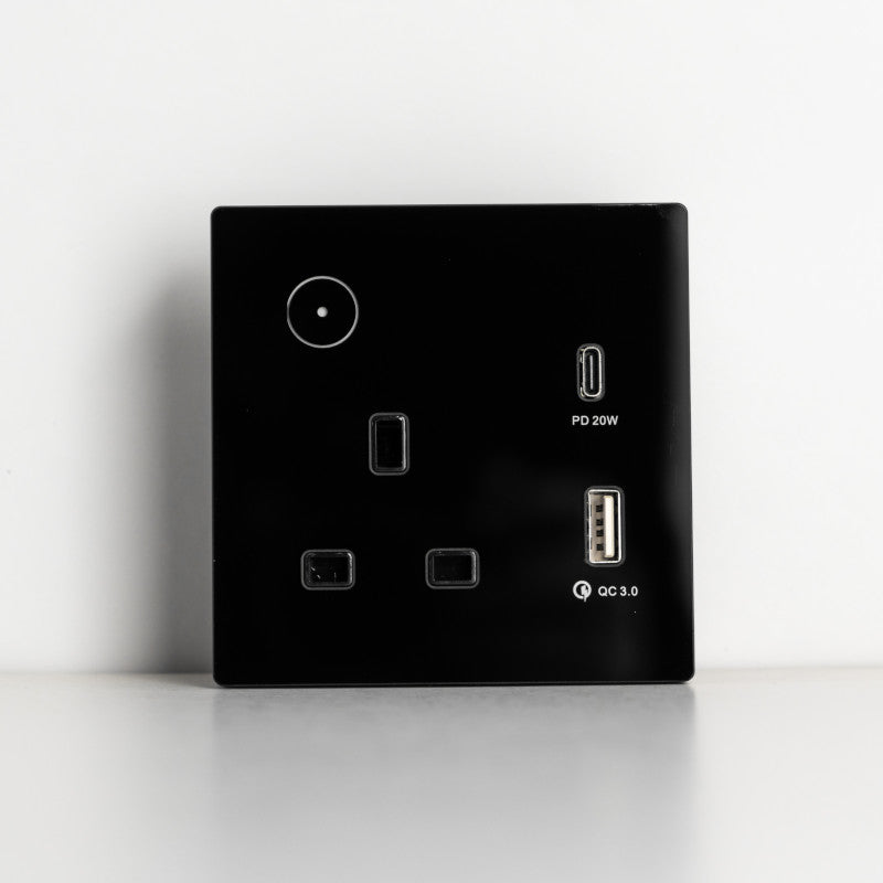 Smart Single Wallmount Socket With USB WI-Fi - Black – Star Light Kuwait